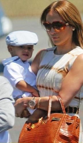 10 Celebrities Who Wear Hermes Birkin Bags » STRONGER